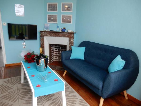 Villa Des Bains De Mer Avec Balcon Et Vue, Terrasse, 300 M Plage, 2 Chambres, Velos Fournis à Mers Les Bains Le Treport, Petit Dejeuner En Option - Le Tréport