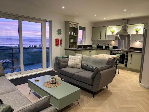 Beach View Flat On Coastal Path - Parc y Scarlets