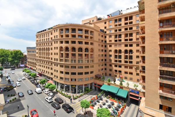 Novostroyka At Amiryan Street - Yerevan