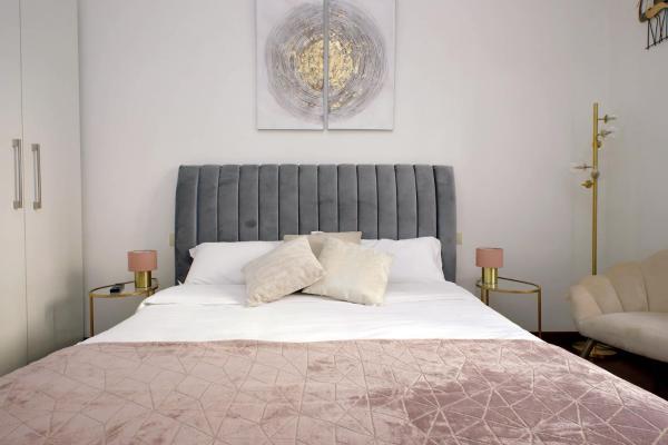 Domus Lou Luxury Apartment In Trastevere Roma - Rome