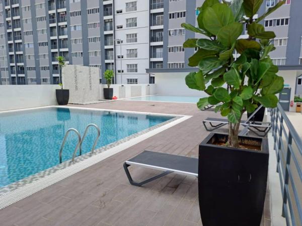 İMpiana Homestay Near Putrajaya, Cyberjaya, Musliem Only,wifi,netflix - Putrajaya