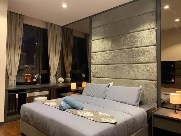 Apartment In Bukit Bintang With A Clear Klcc View - Kuala Lumpur