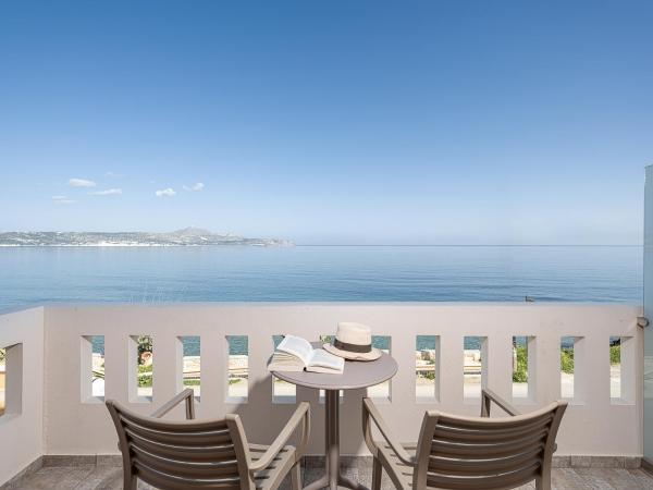 Porto Kalyves Seaside Aparthotel - Grèce