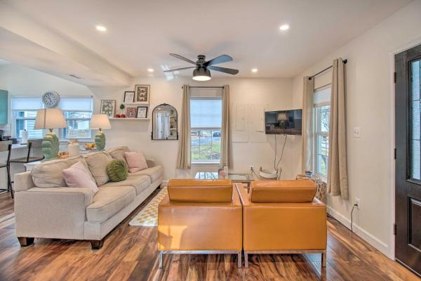 Sunny Front Royal Vacation Rental With Hot Tub! - Front Royal, VA