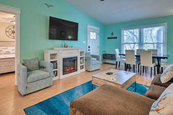 Oak Island Vacation Rental Less Than 1 Mi To Beach! - Oak Island, NC