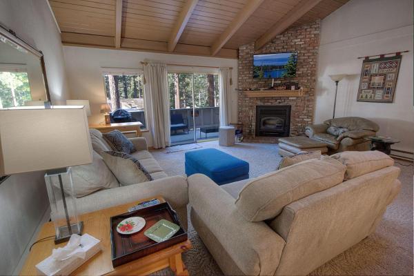 Whispering Wood Home - Carson City, NV