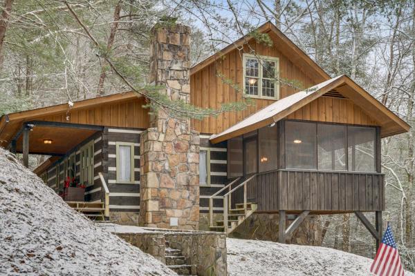 Mossie Oak Cabin Cabin - Walland, TN