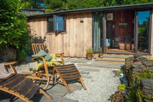 Little Kestrel Cabin - North Wales