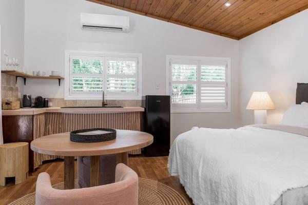 Sunset Bungalow 101 - Byron Bay