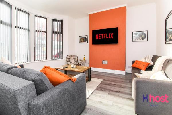 Host Liverpool - Spacious Family Home Pets Welcome - Birkenhead