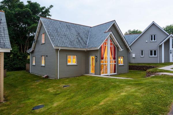 Trewhiddle Village Cottage 42 - St Austell