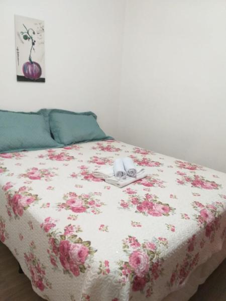 Kitnet Espaçosa E Bem Localizada - Próximo Ao Lago E Centro De Eventos - Cascavel
