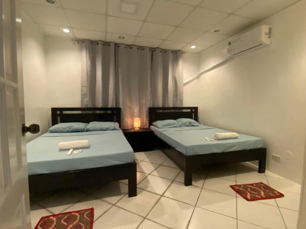 Romy's Place - Entire 2nd Floor Apartment - Narvacan