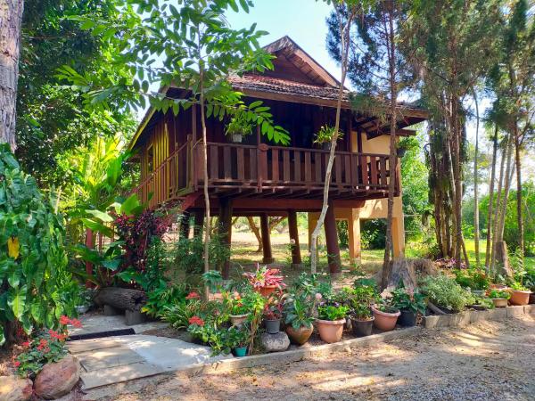 Khoom Kam Kaew - Thailand