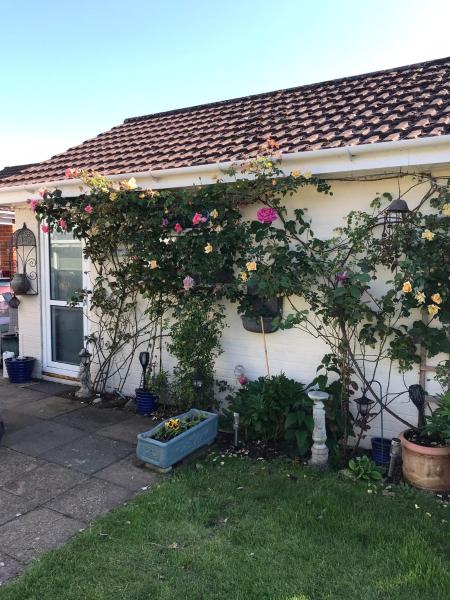 Annexe In Lymington With Private Use Of Hot Tub - Brockenhurst