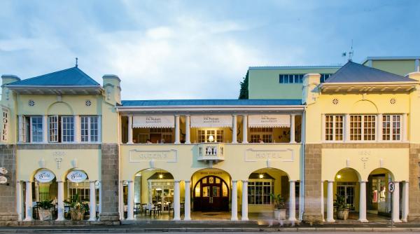 Queen's Hotel By Bon Hotels - Oudtshoorn