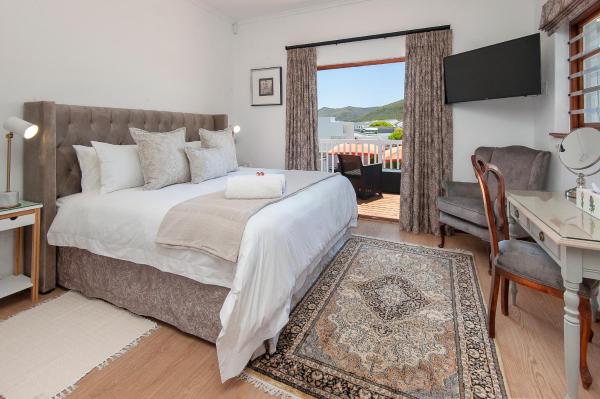 Villa Venusta Luxury Guesthouse - Solar Power - Hermanus