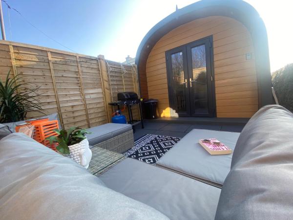 Willow Nook, Near Saundersfoot And Tenby - Tenby