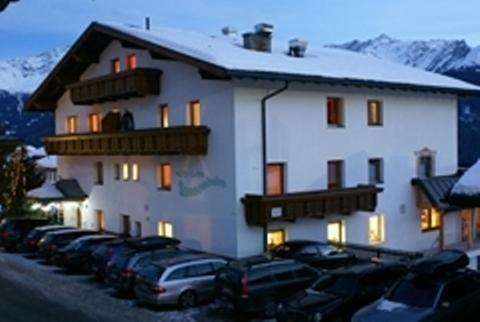Hotel Garni Sonnenheim - Ladis