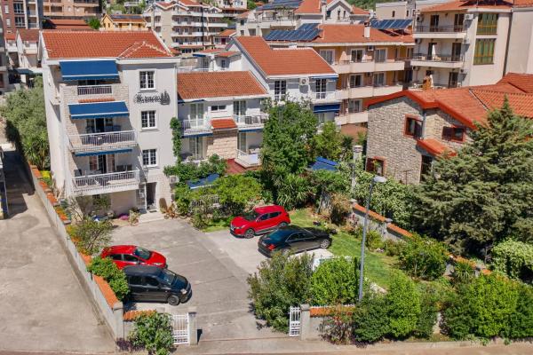 Marinero Apartments - Montenegro