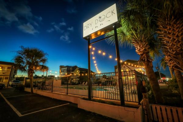 Dry Dock Inn - Carolina Beach, NC