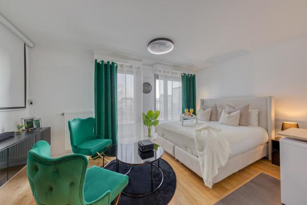 Cinéma Moon Luxury - Gare 3min - Proche Paris - Essonne