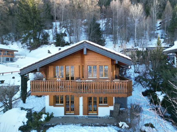 Chalet Le Joyau - Cosy Mountain Hideaway For Up To 6 - Close To Shops, Restaurants And Ski Lifts - Canton of Valais