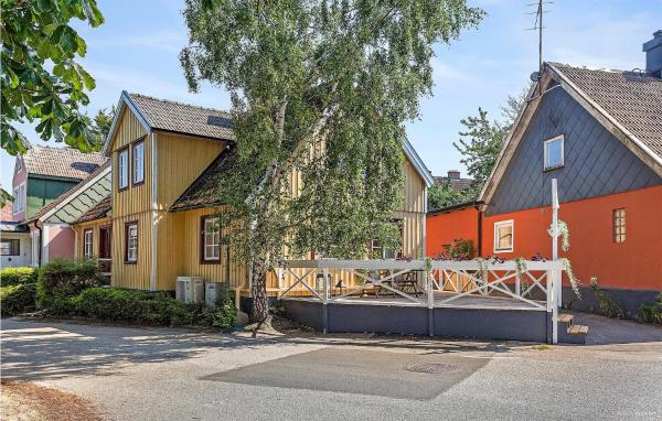 1 Bedroom Nice Home In Skåne Tranås - Tomelilla