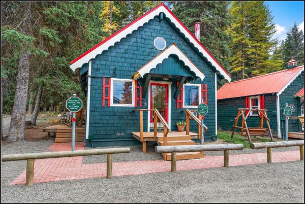 Brundage Bungalows - McCall, ID