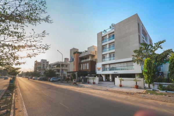 Palm Stay - Studios & Rooms - Dźajpur