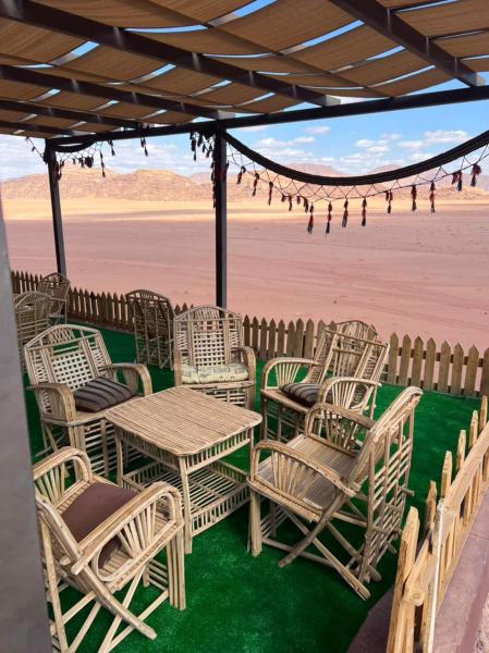 Wadi Rum Golden Sand - 요르단