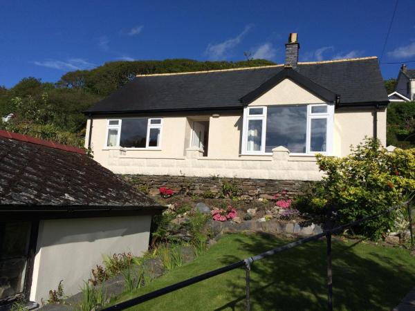 Lovely Cottage In Snowdonia, Private Hot Tub, By Mountains & Award Winning Beach - North Wales