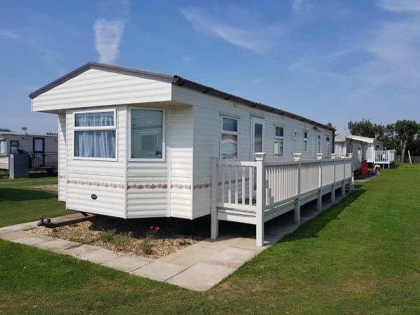 S295 3 Bed Deluxe Pet Friendly Caravan - Anderby Creek
