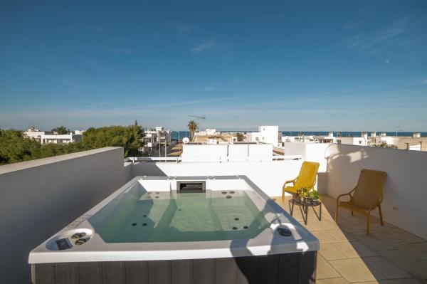 Villa Ponente - Beach & Jacuzzi - Pouilles