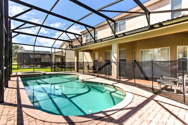 Spacious Kissimmee Villa - 3 Mi To Disney World! - Floride