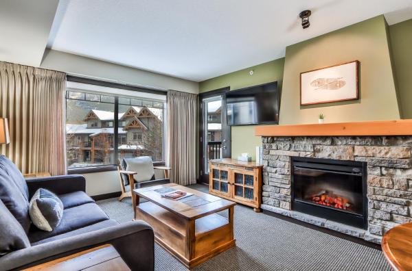 Scenic 1 Bedroom Plus Den, Pet Friendly Managed By Little Sister Getaways - 캔모어