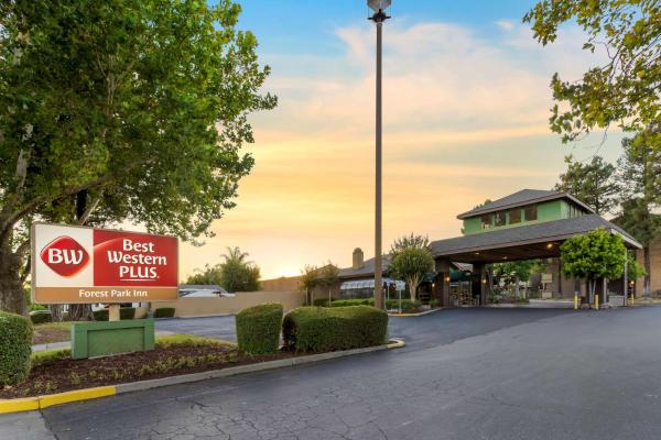 Best Western Plus Forest Park Inn - Gilroy, CA