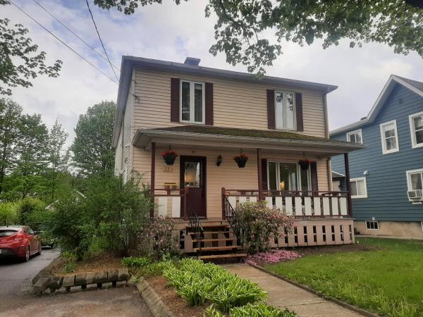 La Maison Aux Camélias - Coaticook