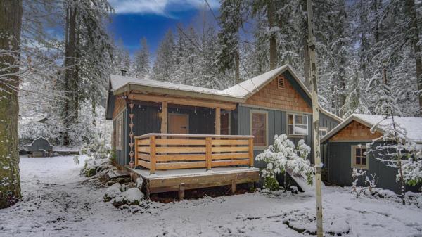 Bridlewood Cabin - Meredith Lodging - Oregon