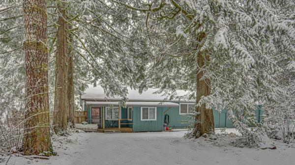 Twin Cedars Getaway - Meredith Lodging - Oregon
