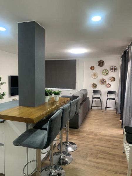 Fantástico Piso Con Piscina Y Balcón En El Medano - El Médano