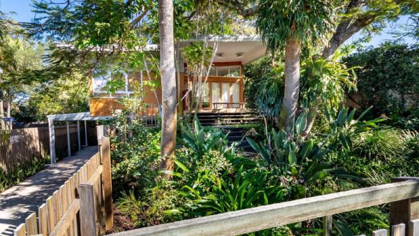 Decked Out For A Fantastic Holiday - (Whole House) Winnett St, Woorim - Brisbane