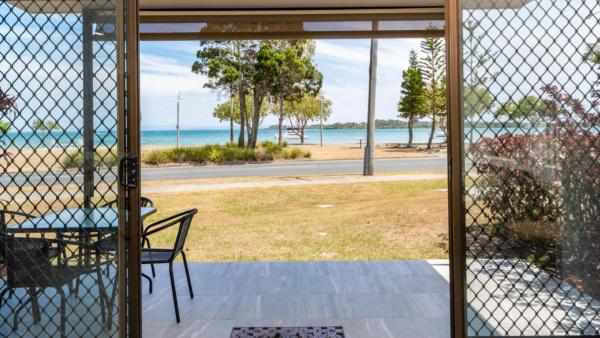 Uninterruped Waterviews - Bribie Island