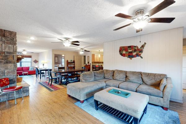 Lone Star Lake House - 比弗湖