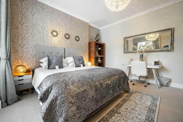Carmel Apartments - Falkirk