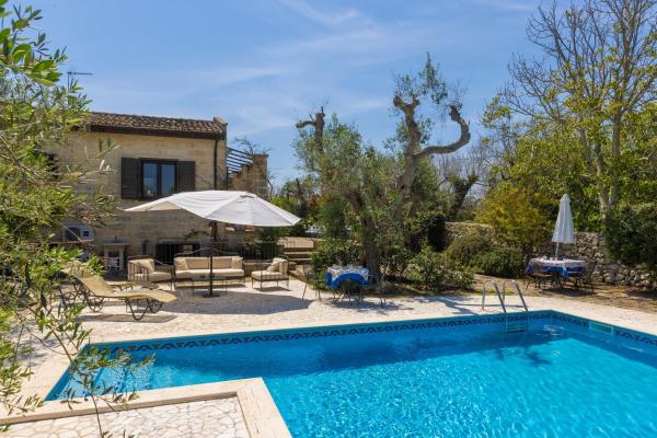 Casa Ulmi Con Piscina - Santa Cesarea Terme