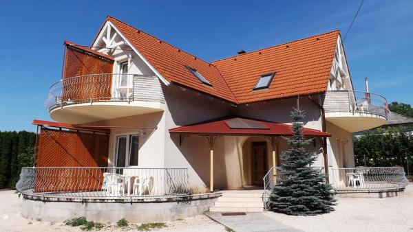 Klassz Apartmanház - Csopak