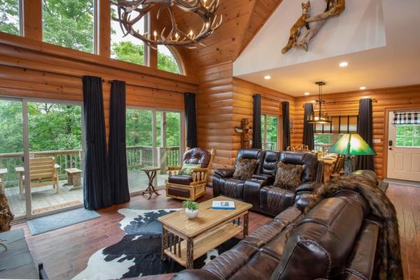 Grouse Moor Lodge - Sugar Mountain, NC