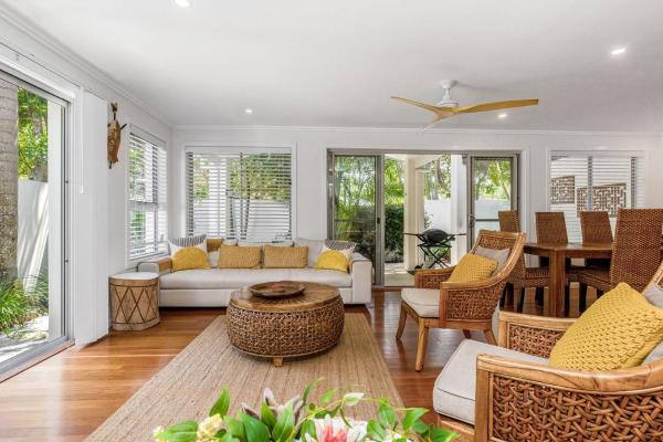 Browning Street Sea Drift - Byron Bay