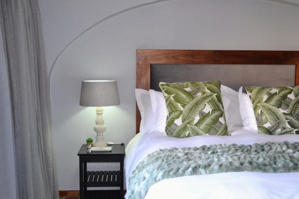 Cherry Grove 2 - Dullstroom